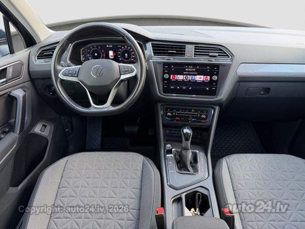 Volkswagen Tiguan 2022 Pērnava vietnē Zils Volkswagen Tiguan 2022 Pērnava, ar dzinēja tilpumu 1.50 L un nobraukumu 62 tūkst. km par 23900 €, foto 7 vietnē AUTOMOTO.COM.LV