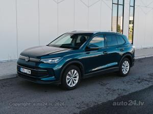 Blue Volkswagen Tiguan 2024 in Tallinn, with an engine capacity of 2.00 L and mileage of 8 thousand km for 32900 €, photo 6 on AUTOMOTO.COM.LV