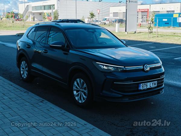 Синий Фольксваген Тигуан 2024 в Таллин, объемом двигателя 2.00 л и пробегом 8 тыс. км за 32900 €, фото 9 на AUTOMOTO.COM.LV