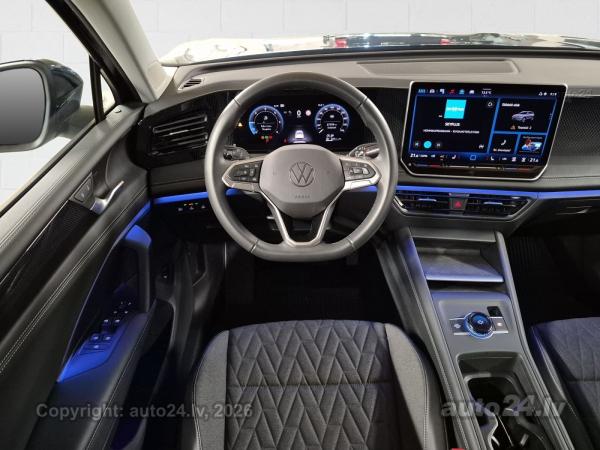 Zils Volkswagen Tiguan 2024 Tallina, ar dzinēja tilpumu 2.00 L un nobraukumu 38 tūkst. km par 31990 €, foto 10 vietnē AUTOMOTO.COM.LV