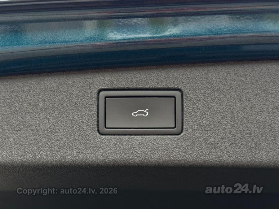 Blue Volkswagen Tiguan 2025 in Parnu, with an engine capacity of 1.50 L and mileage of 24 thousand km for 35900 €, photo 23 on AUTOMOTO.COM.LV