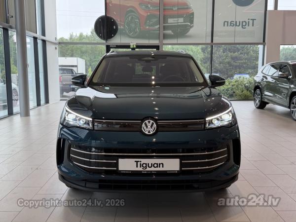Blue Volkswagen Tiguan 2026 in Parnu, with an engine capacity of 2.00 L and mileage of 1 thousand km for 49375 €, photo 2 on AUTOMOTO.COM.LV