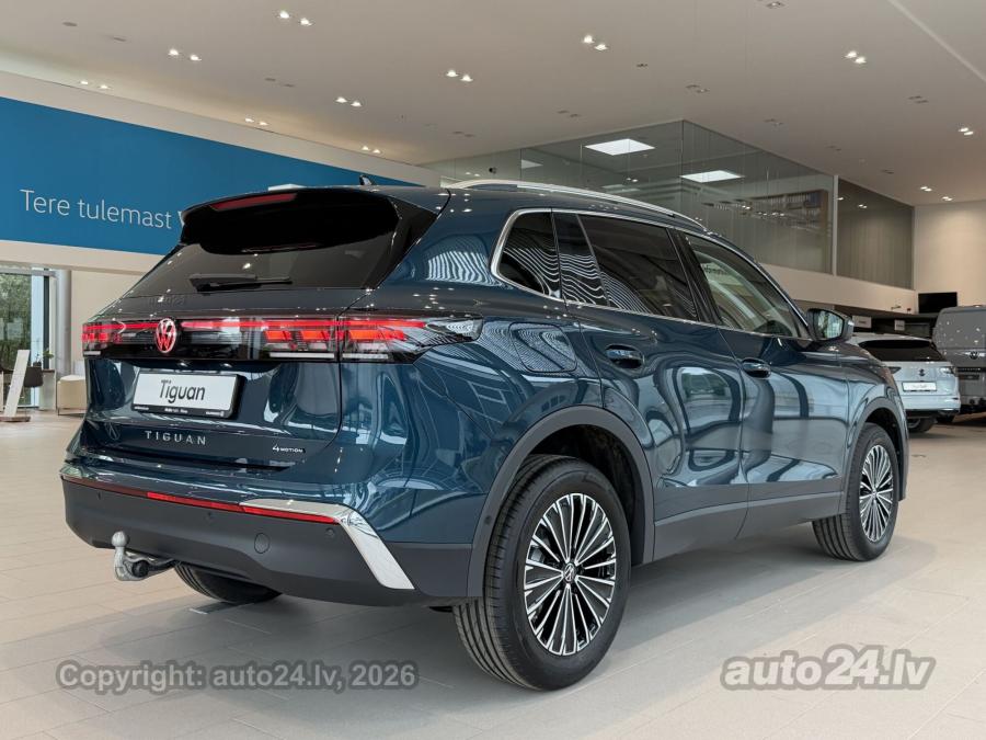 Blue Volkswagen Tiguan 2026 in Parnu, with an engine capacity of 2.00 L and mileage of 1 thousand km for 49375 €, photo 5 on AUTOMOTO.COM.LV
