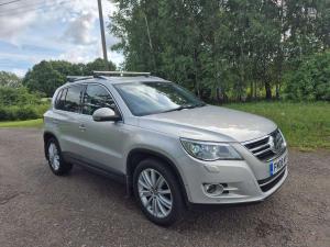 Brūns Volkswagen Tiguan 2008 Šilutė, ar dzinēja tilpumu 2.00 L un nobraukumu 148 tūkst. km par 2450 €, foto  vietnē AUTOMOTO.COM.LV