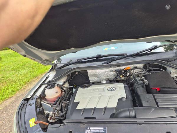 Brūns Volkswagen Tiguan 2008 Šilutė, ar dzinēja tilpumu 2.00 L un nobraukumu 148 tūkst. km par 2450 €, foto 8 vietnē AUTOMOTO.COM.LV