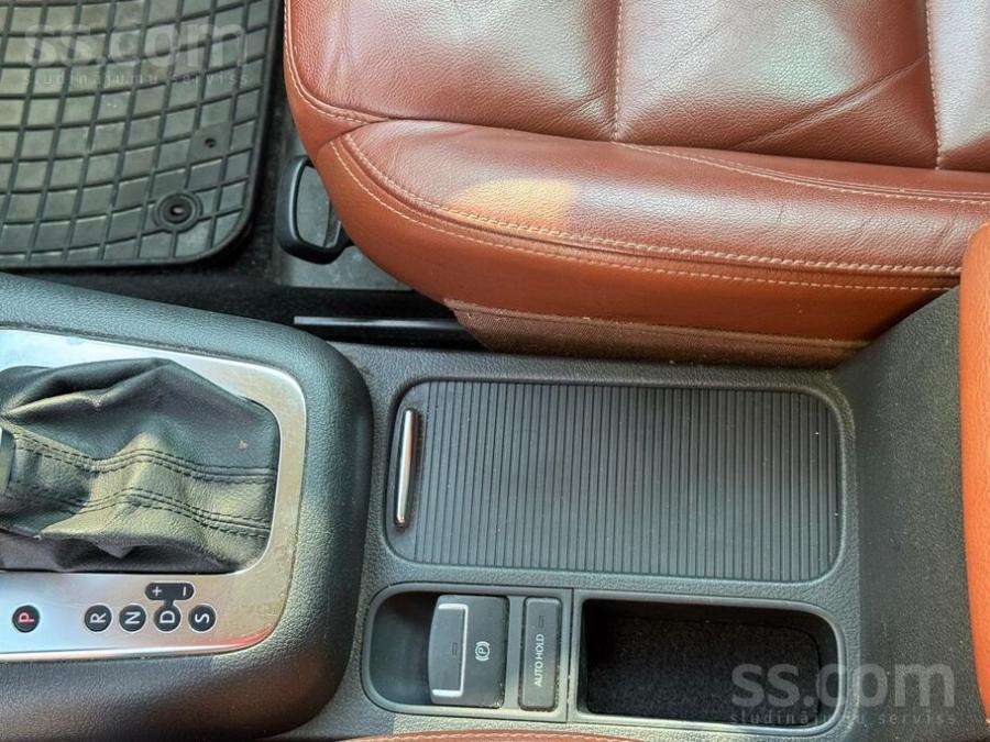 Brūns Volkswagen Tiguan 2008 Rīga, ar dzinēja tilpumu 2.00 L un nobraukumu 325 tūkst. km par 4500 €, foto 17 vietnē AUTOMOTO.COM.LV