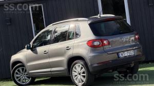 Brūns Volkswagen Tiguan 2008 Rīga, ar dzinēja tilpumu 2.00 L un nobraukumu 327 tūkst. km par 4750 €, foto 4 vietnē AUTOMOTO.COM.LV