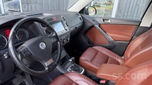 Brūns Volkswagen Tiguan 2008 Rīga, ar dzinēja tilpumu 2.00 L un nobraukumu 327 tūkst. km par 4750 €, foto 7 vietnē AUTOMOTO.COM.LV