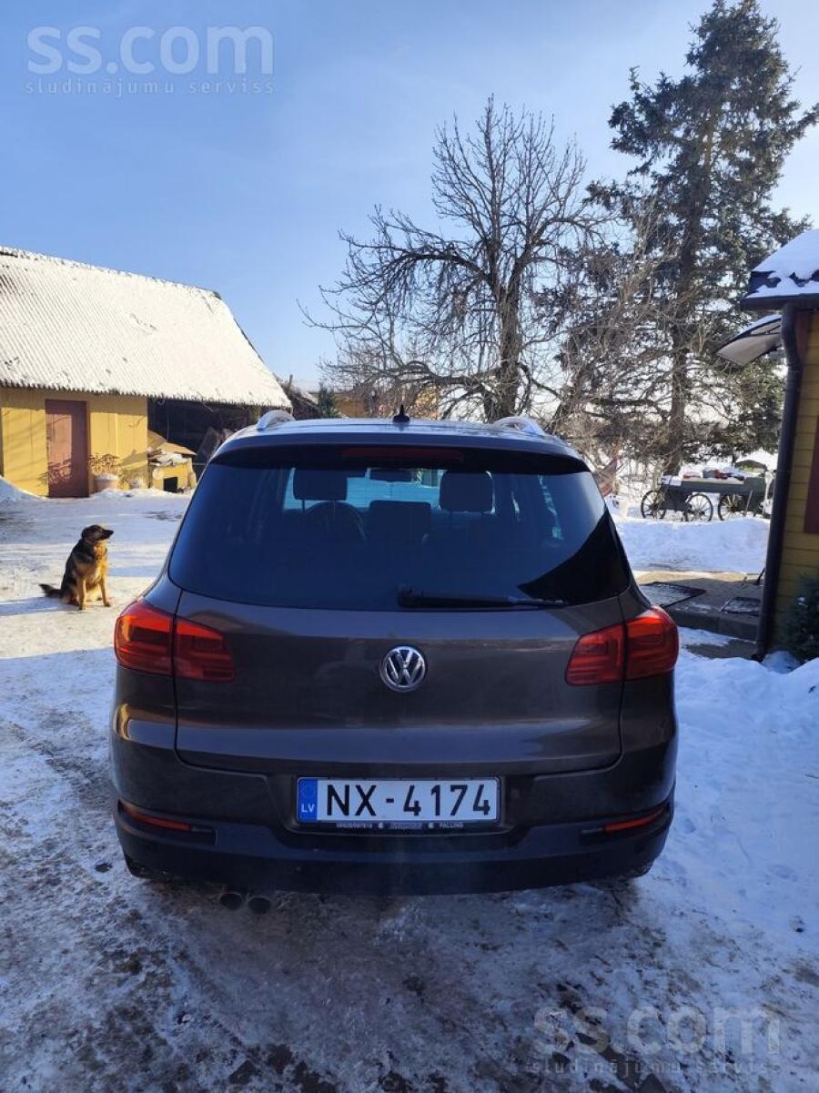 Brūns Volkswagen Tiguan 2011 Talsi, ar dzinēja tilpumu 2.00 L un nobraukumu 215 tūkst. km par 10500 €, foto 4 vietnē AUTOMOTO.COM.LV