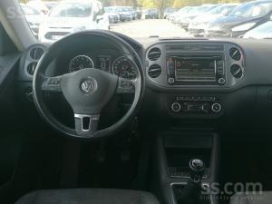 Brūns Volkswagen Tiguan 2011 Valmiera, ar dzinēja tilpumu 1.40 L un nobraukumu 327 tūkst. km par 5250 €, foto 11 vietnē AUTOMOTO.COM.LV