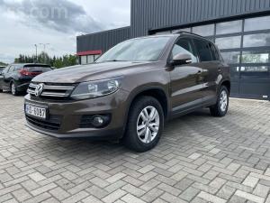Brown Volkswagen Tiguan 2011 in Ogre, with an engine capacity of 2.00 L and mileage of 305 thousand km for 5470 €, photo 1 on AUTOMOTO.COM.LV