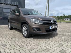 Brown Volkswagen Tiguan 2011 in Ogre, with an engine capacity of 2.00 L and mileage of 305 thousand km for 5470 €, photo 7 on AUTOMOTO.COM.LV