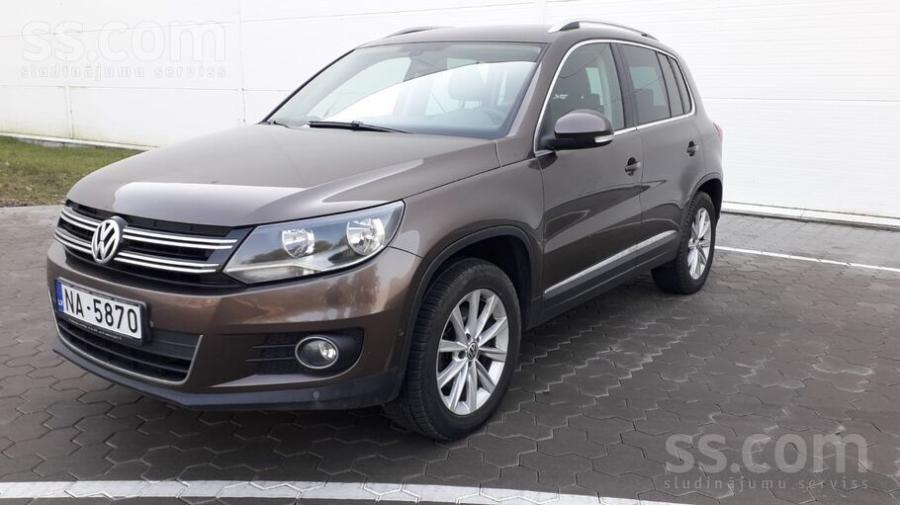 Brown Volkswagen Tiguan 2011 in Riga, with an engine capacity of 2.00 L and mileage of 294 thousand km for 8190 €, photo 1 on AUTOMOTO.COM.LV