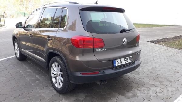 Brūns Volkswagen Tiguan 2011 Rīga, ar dzinēja tilpumu 2.00 L un nobraukumu 294 tūkst. km par 8190 €, foto 8 vietnē AUTOMOTO.COM.LV