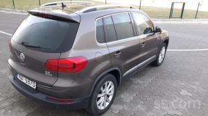 Brown Volkswagen Tiguan 2011 in Riga, with an engine capacity of 2.00 L and mileage of 294 thousand km for 8190 €, photo 10 on AUTOMOTO.COM.LV