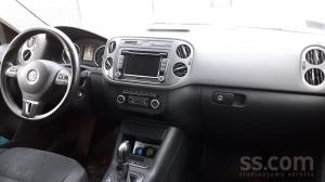 Brown Volkswagen Tiguan 2011 in Riga, with an engine capacity of 2.00 L and mileage of 294 thousand km for 8190 €, photo 19 on AUTOMOTO.COM.LV