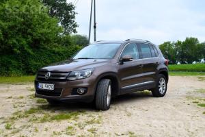 Brūns Volkswagen Tiguan 2011 Rīga, ar dzinēja tilpumu 2.00 L un nobraukumu 294 tūkst. km par 7790 €, foto 4 vietnē AUTOMOTO.COM.LV