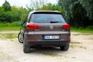 Brūns Volkswagen Tiguan 2011 Rīga, ar dzinēja tilpumu 2.00 L un nobraukumu 294 tūkst. km par 7790 €, foto 6 vietnē AUTOMOTO.COM.LV