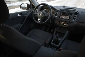 Brūns Volkswagen Tiguan 2011 Jelgava, ar dzinēja tilpumu 2.00 L un nobraukumu 168 tūkst. km par 10300 €, foto 8 vietnē AUTOMOTO.COM.LV