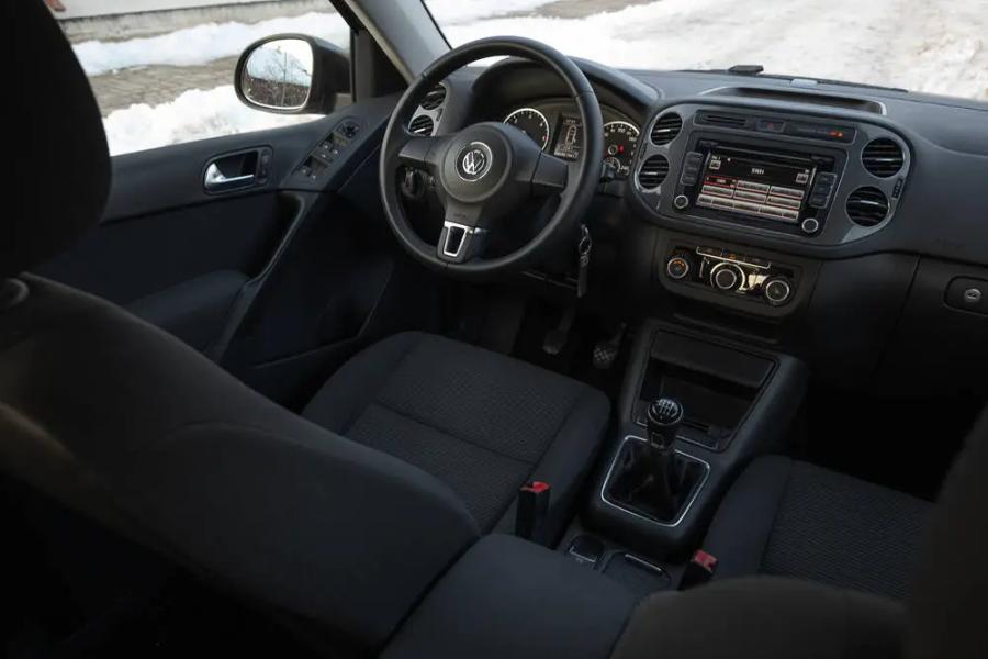 Brūns Volkswagen Tiguan 2011 Jelgava, ar dzinēja tilpumu 2.00 L un nobraukumu 168 tūkst. km par 10300 €, foto 8 vietnē AUTOMOTO.COM.LV
