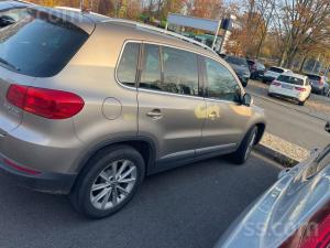 Brown Volkswagen Tiguan 2011 in Jekabpils, with an engine capacity of 2.00 L and mileage of 231 thousand km for 8600 €, photo 4 on AUTOMOTO.COM.LV