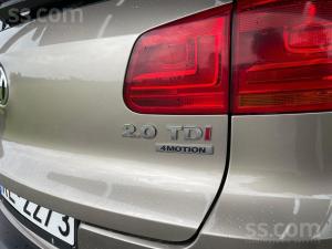 Brown Volkswagen Tiguan 2011 in Riga, with an engine capacity of 2.00 L and mileage of 339 thousand km for 8300 €, photo 12 on AUTOMOTO.COM.LV