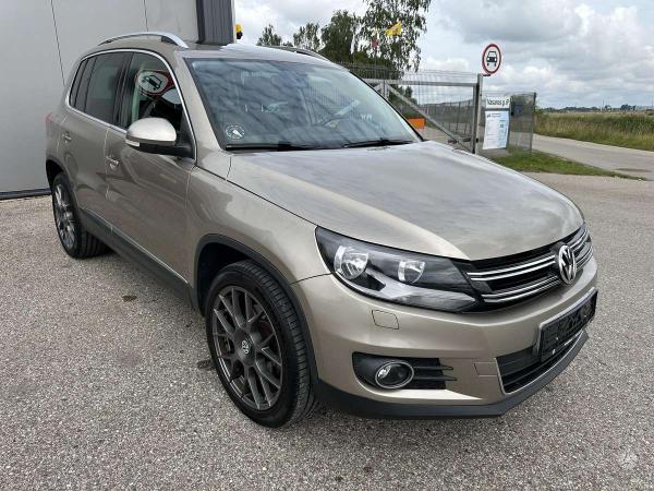 Brūns Volkswagen Tiguan 2011 Marijampole, ar dzinēja tilpumu 1.39 L un nobraukumu 226 tūkst. km par 6150 €, foto 2 vietnē AUTOMOTO.COM.LV