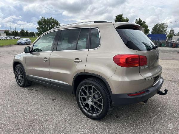 Brūns Volkswagen Tiguan 2011 Marijampole, ar dzinēja tilpumu 1.39 L un nobraukumu 226 tūkst. km par 6150 €, foto 4 vietnē AUTOMOTO.COM.LV