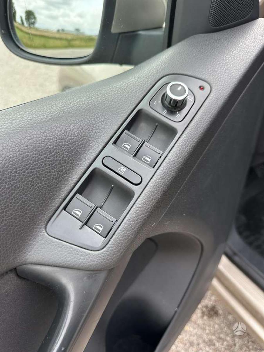 Brūns Volkswagen Tiguan 2011 Marijampole, ar dzinēja tilpumu 1.39 L un nobraukumu 226 tūkst. km par 6150 €, foto 10 vietnē AUTOMOTO.COM.LV