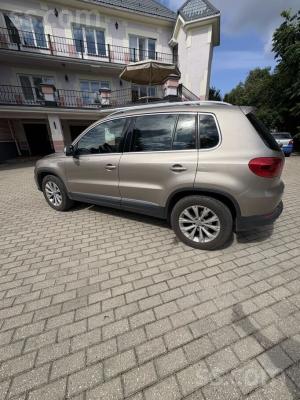 Brūns Volkswagen Tiguan 2011 Rīga, ar dzinēja tilpumu 2.00 L un nobraukumu 271 tūkst. km par 9300 €, foto 8 vietnē AUTOMOTO.COM.LV
