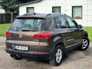 Brūns Volkswagen Tiguan 2011 Jelgava, ar dzinēja tilpumu 2.00 L un nobraukumu 242 tūkst. km par 9990 €, foto 8 vietnē AUTOMOTO.COM.LV