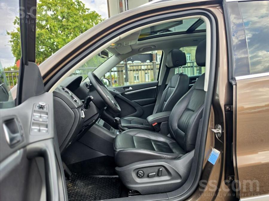 Brūns Volkswagen Tiguan 2011 Jelgava, ar dzinēja tilpumu 2.00 L un nobraukumu 242 tūkst. km par 9990 €, foto 10 vietnē AUTOMOTO.COM.LV