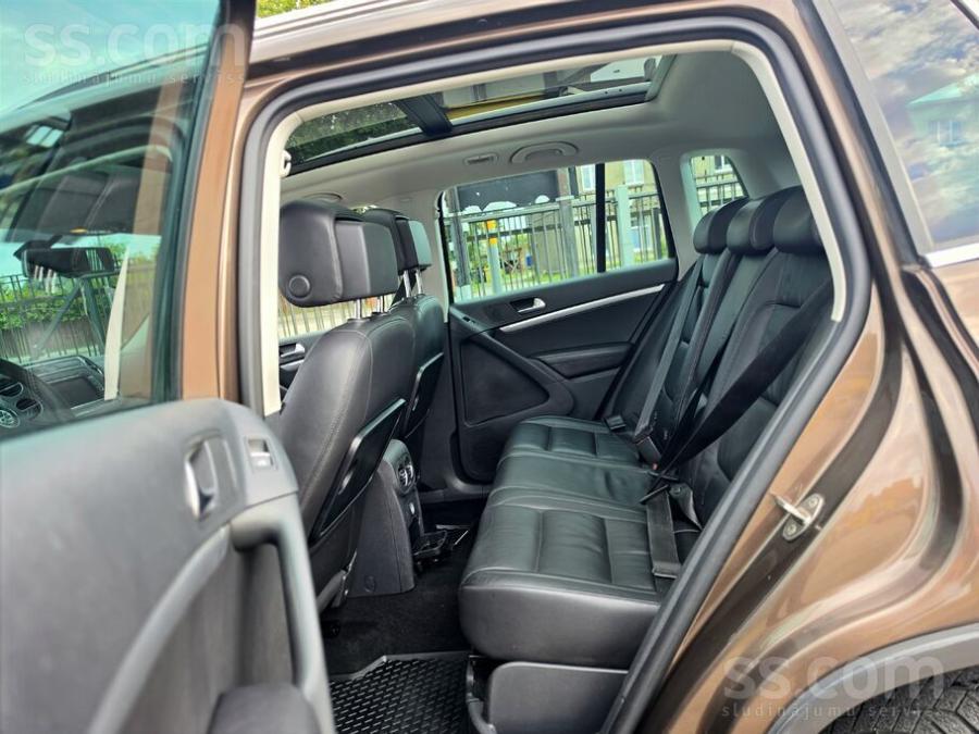 Brūns Volkswagen Tiguan 2011 Jelgava, ar dzinēja tilpumu 2.00 L un nobraukumu 242 tūkst. km par 9990 €, foto 11 vietnē AUTOMOTO.COM.LV