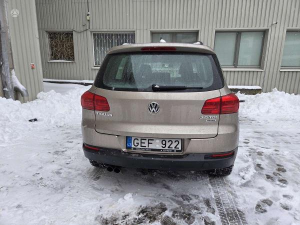 Brūns Volkswagen Tiguan 2012 Viļņa, ar dzinēja tilpumu 1.97 L un nobraukumu 218 tūkst. km par 7100 €, foto 3 vietnē AUTOMOTO.COM.LV