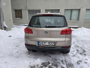 Brown Volkswagen Tiguan 2012 in Vilnius, with an engine capacity of 1.97 L and mileage of 218 thousand km for 7100 €, photo 3 on AUTOMOTO.COM.LV