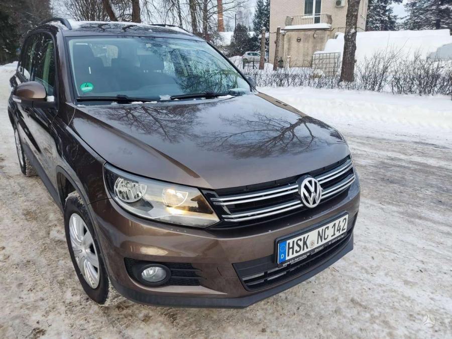 Brūns Volkswagen Tiguan 2012 Utena, ar dzinēja tilpumu 1.39 L un nobraukumu 125 tūkst. km par 7500 €, foto 5 vietnē AUTOMOTO.COM.LV