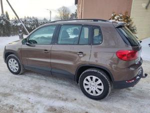 Brūns Volkswagen Tiguan 2012 Utena, ar dzinēja tilpumu 1.39 L un nobraukumu 125 tūkst. km par 7500 €, foto 9 vietnē AUTOMOTO.COM.LV