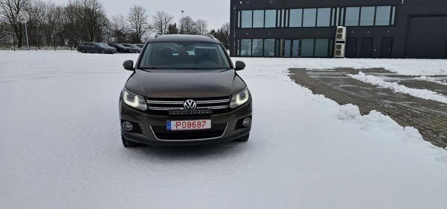 Brūns Volkswagen Tiguan 2012 Kauņa, ar dzinēja tilpumu 1.97 L un nobraukumu 340 tūkst. km par 8650 €, foto 5 vietnē AUTOMOTO.COM.LV