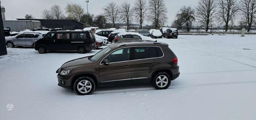 Brūns Volkswagen Tiguan 2012 Kauņa, ar dzinēja tilpumu 1.97 L un nobraukumu 340 tūkst. km par 8650 €, foto 8 vietnē AUTOMOTO.COM.LV