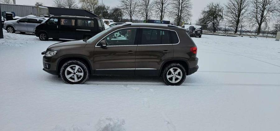 Brūns Volkswagen Tiguan 2012 Kauņa, ar dzinēja tilpumu 1.97 L un nobraukumu 340 tūkst. km par 8650 €, foto 18 vietnē AUTOMOTO.COM.LV