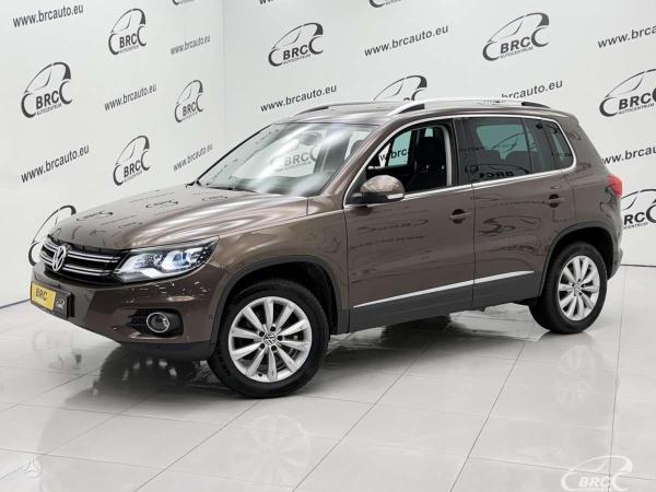 Brown Volkswagen Tiguan 2012 in Vilnius, with an engine capacity of 1.97 L and mileage of 241 thousand km for 8200 €, photo 1 on AUTOMOTO.COM.LV