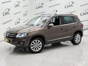 Brown Volkswagen Tiguan 2012 in Vilnius, with an engine capacity of 1.97 L and mileage of 241 thousand km for 7900 €, photo  on AUTOMOTO.COM.LV