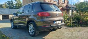 Brown Volkswagen Tiguan 2012 in Jelgava, with an engine capacity of 2.00 L and mileage of 324 thousand km for 6490 €, photo 4 on AUTOMOTO.COM.LV