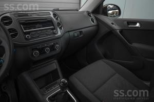 Brūns Volkswagen Tiguan 2012 Jelgava, ar dzinēja tilpumu 1.40 L un nobraukumu 167 tūkst. km par 9900 €, foto 13 vietnē AUTOMOTO.COM.LV