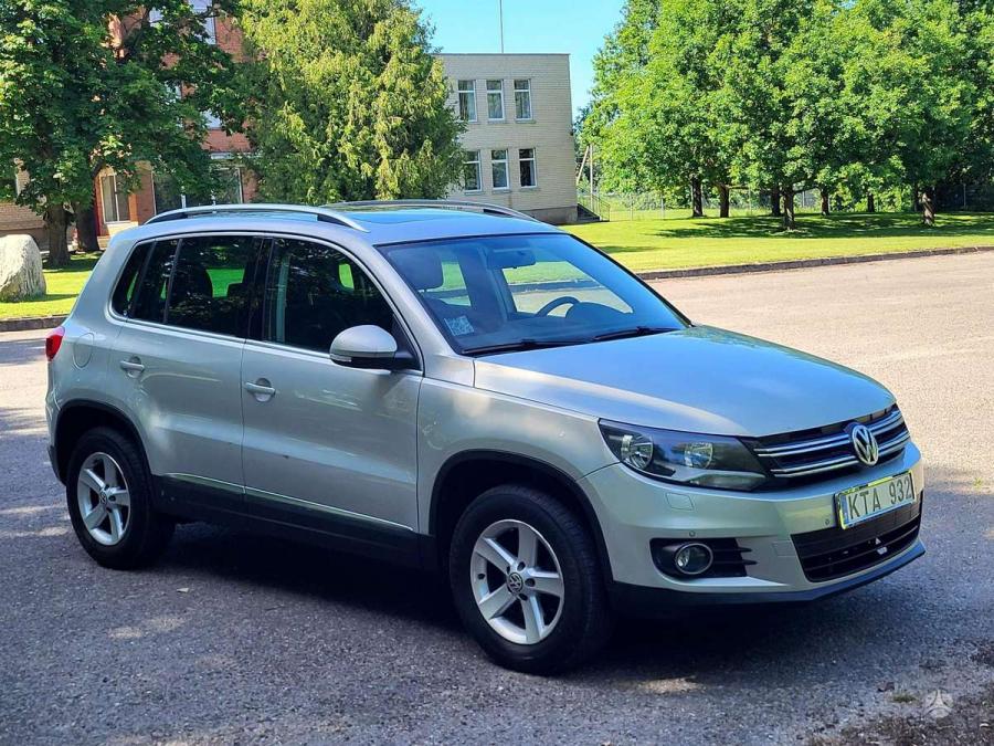 Brown Volkswagen Tiguan 2012 in Siauliai, with an engine capacity of 1.98 L and mileage of 150 thousand km for 5450 €, photo 7 on AUTOMOTO.COM.LV