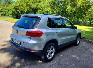 Brown Volkswagen Tiguan 2012 in Siauliai, with an engine capacity of 1.98 L and mileage of 150 thousand km for 5450 €, photo 11 on AUTOMOTO.COM.LV