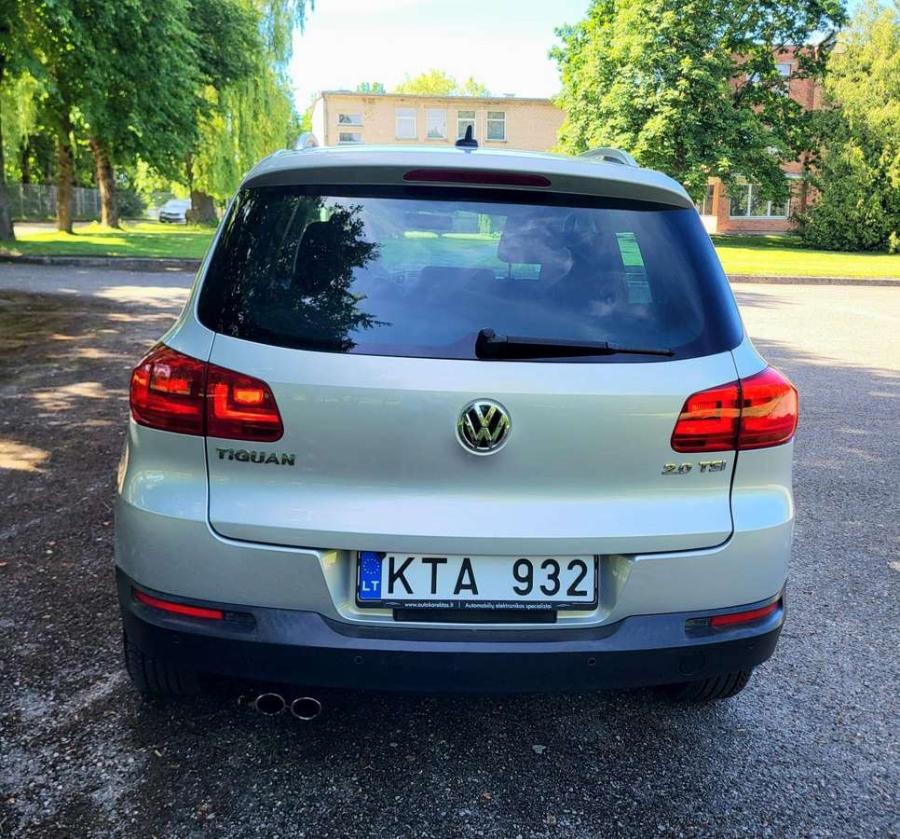 Brown Volkswagen Tiguan 2012 in Siauliai, with an engine capacity of 1.98 L and mileage of 150 thousand km for 5450 €, photo 12 on AUTOMOTO.COM.LV