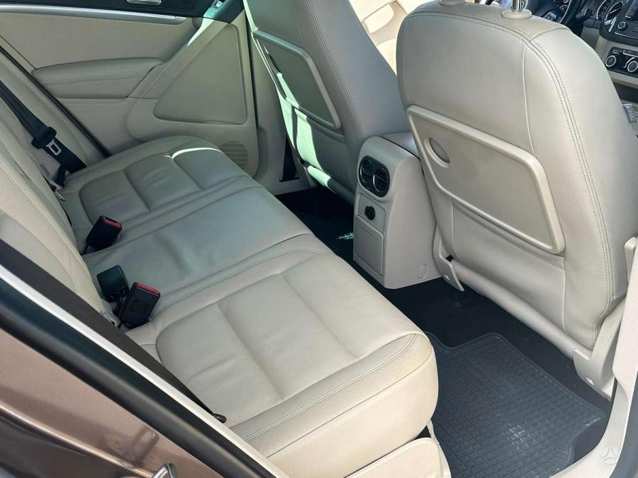 Brūns Volkswagen Tiguan 2012 Utena, ar dzinēja tilpumu 1.98 L un nobraukumu 183 tūkst. km par 8650 €, foto 18 vietnē AUTOMOTO.COM.LV