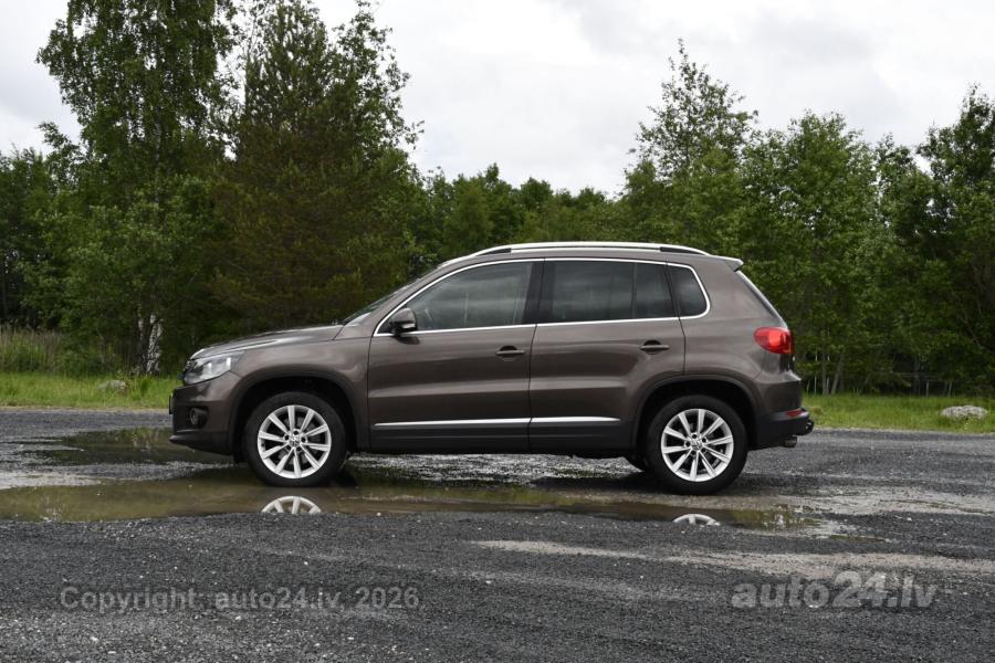 Brown Volkswagen Tiguan 2012 in Tallinn, with an engine capacity of 1.40 L and mileage of 227 thousand km for 8500 €, photo 10 on AUTOMOTO.COM.LV
