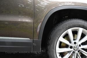 Brown Volkswagen Tiguan 2012 in Tallinn, with an engine capacity of 1.40 L and mileage of 227 thousand km for 8500 €, photo 24 on AUTOMOTO.COM.LV